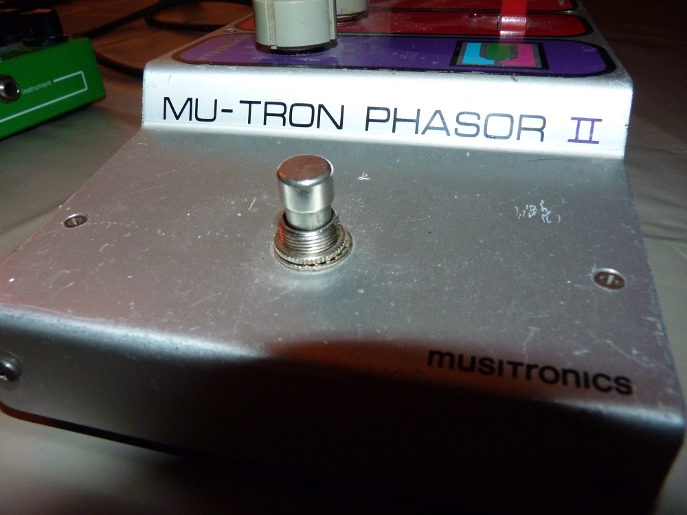 Mu-Tron Phasor II et Small Stone, deux des meilleurs phasers vintage ...
